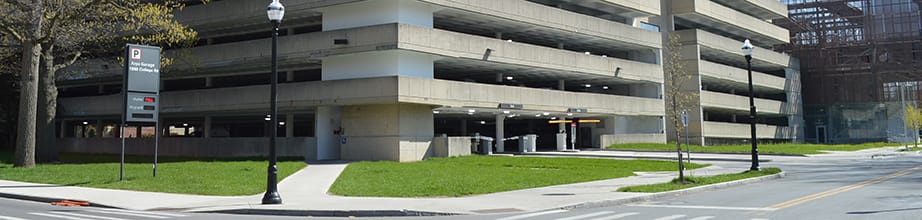 Arps Garage | CampusParc